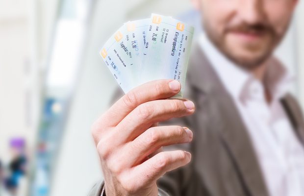» Von Layout, Mikroschrift und Leuchtorange | VVO-Navigator - Ihr ...